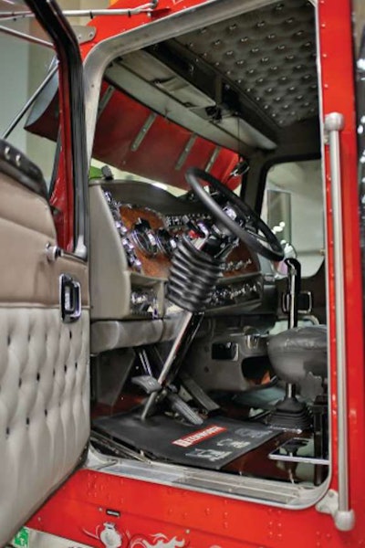 Dustin Pope’s ‘Cash on the Barrelhead’ art on wheels | Truckers News