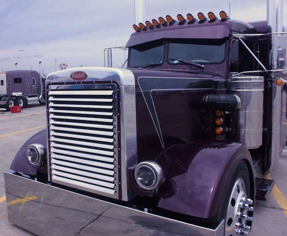 peterbilt 1972