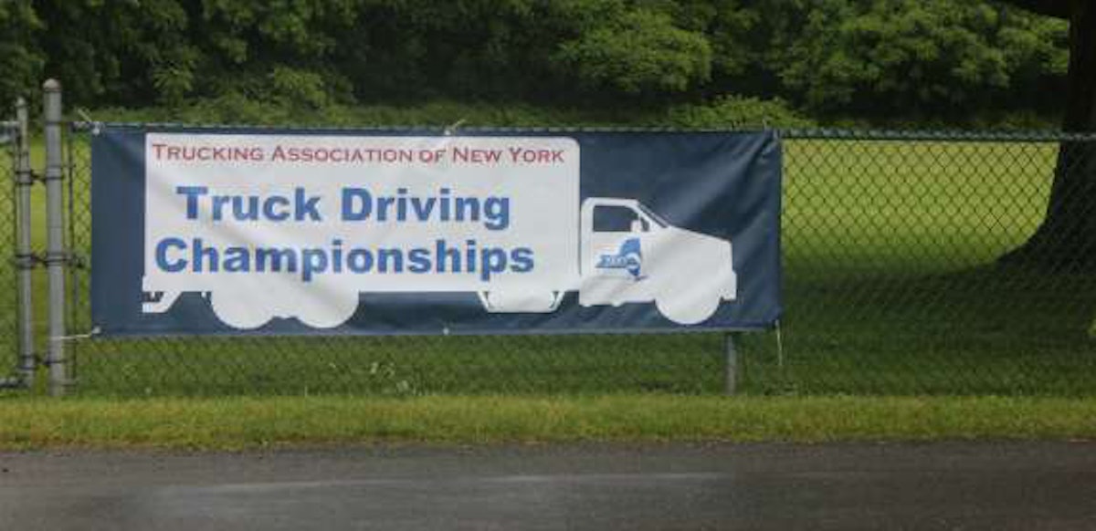 FedEx Express driver wins New York driving competition | Truckers News