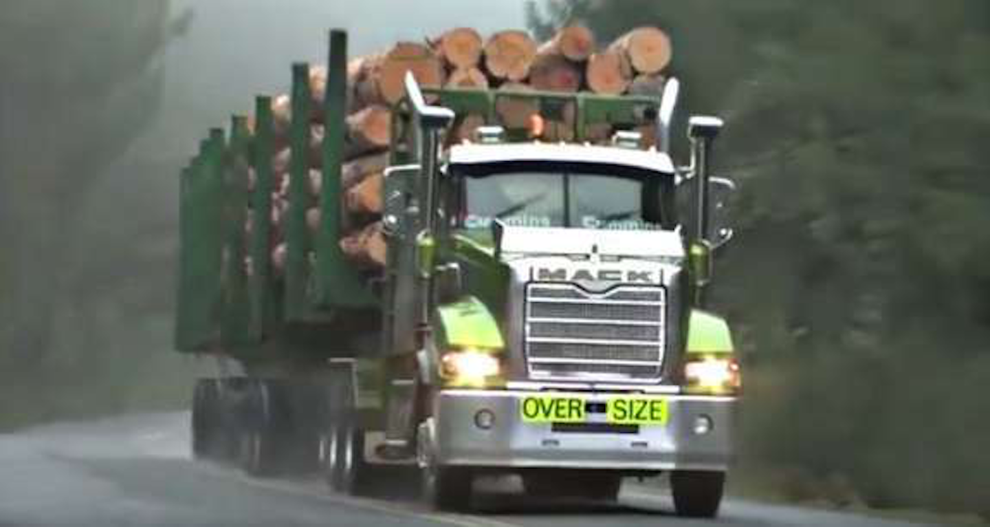 Video: Watch these log truck drivers at work | Truckers News