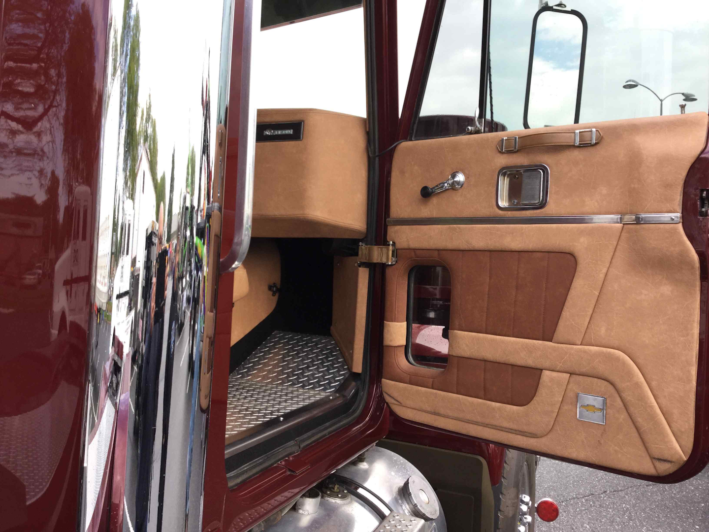 Rare Bison truck was at Pennsylvania Mother's Day convoy | Truckers News