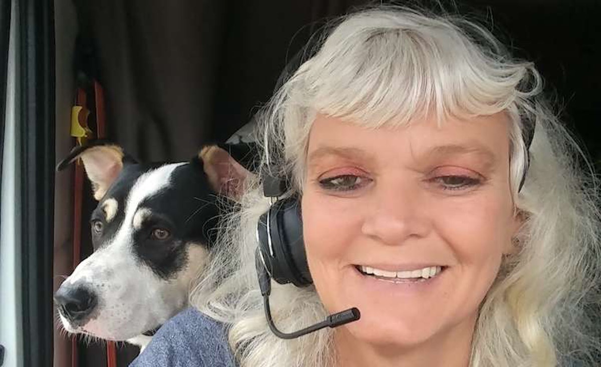 After driving team woman takes on road solo | Truckers News