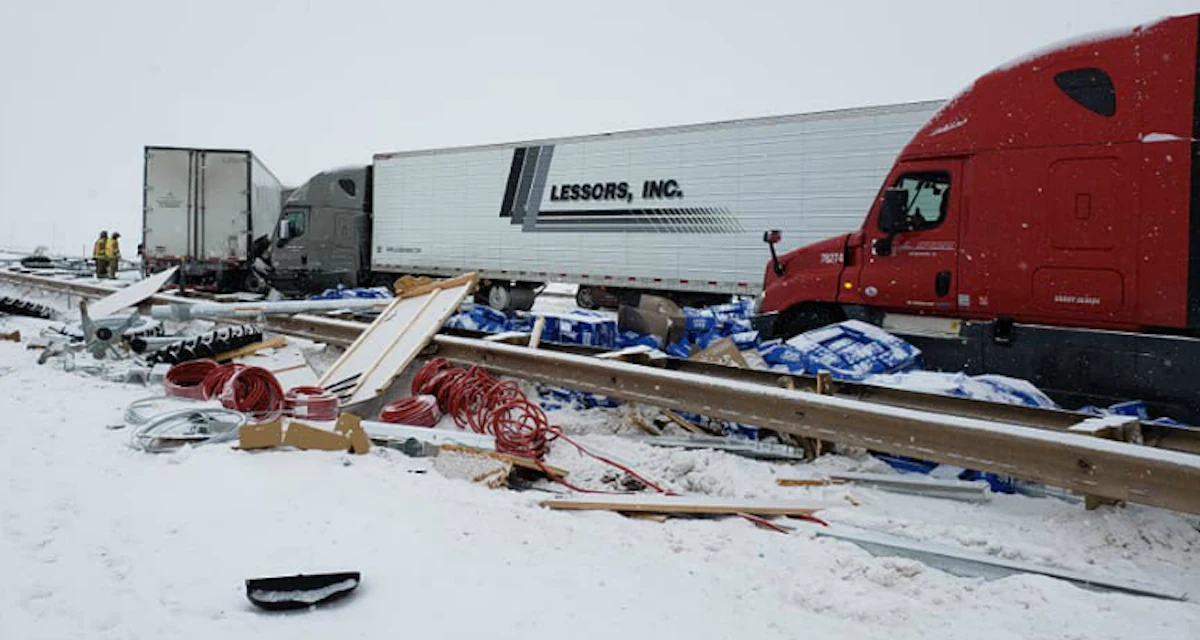 Semi-trucks wreck and shut down Interstate 80 in Wyoming | Truckers News