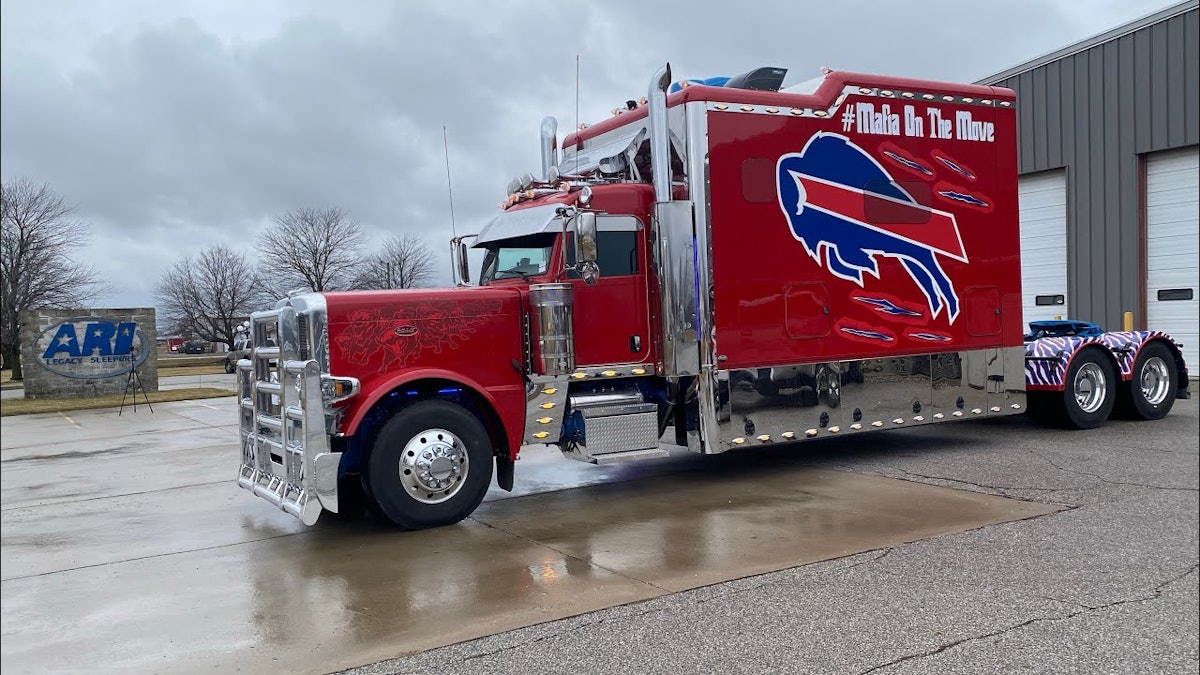 Peterbilt 389 with custom sleeper pays tribute to Buffalo Bills ...