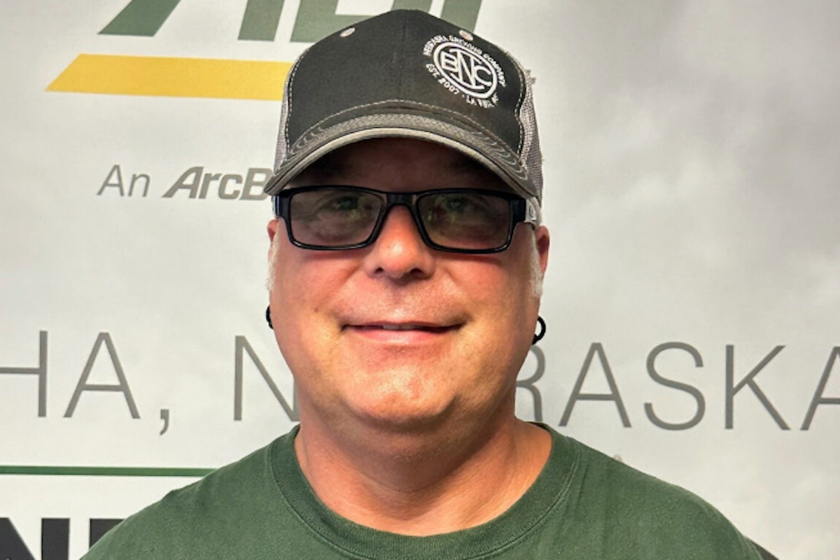 ABF Freight driver honored by TCA for aiding woman in distress ...
