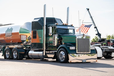 Day One scenes from Shell Rotella SuperRigs contest in Wyoming ...