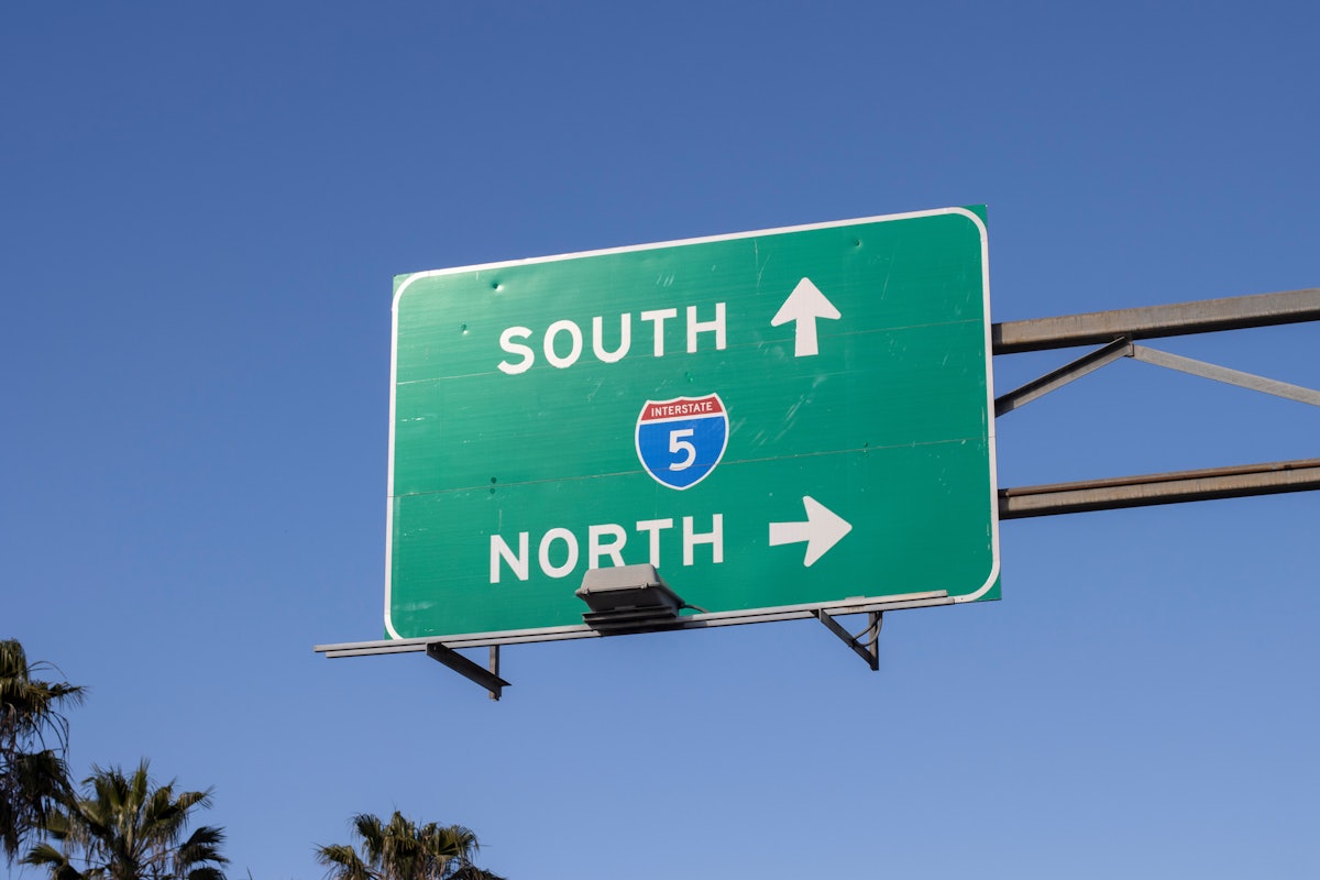 Washington starts truck parking information system on Interstate 5 ...